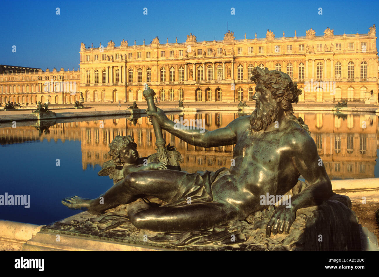THE CASTLE OF VERSAILLES FRANCE Stock Photo - Alamy