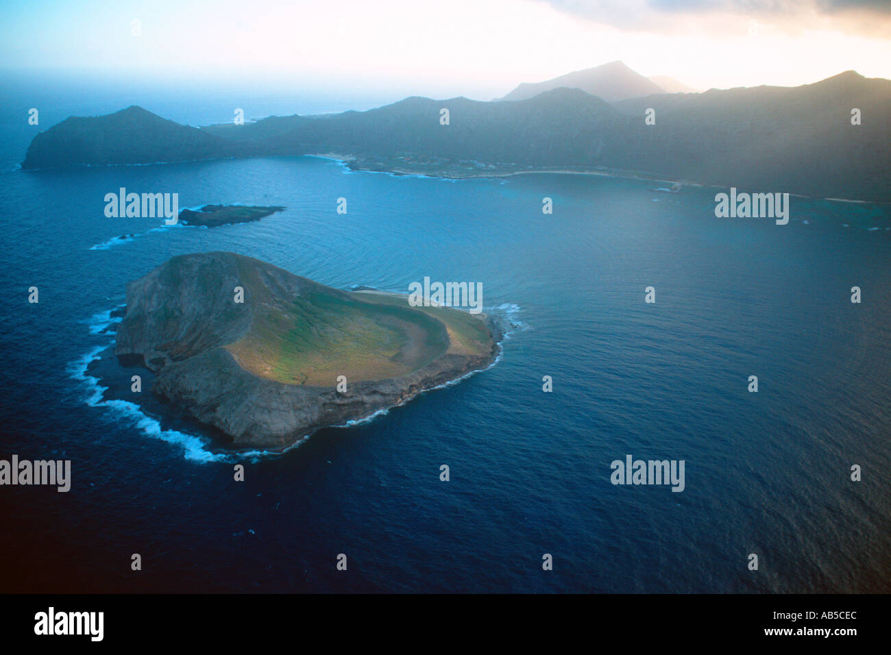 Hawaii oahu rabbit island view hi-res stock photography and images - Alamy