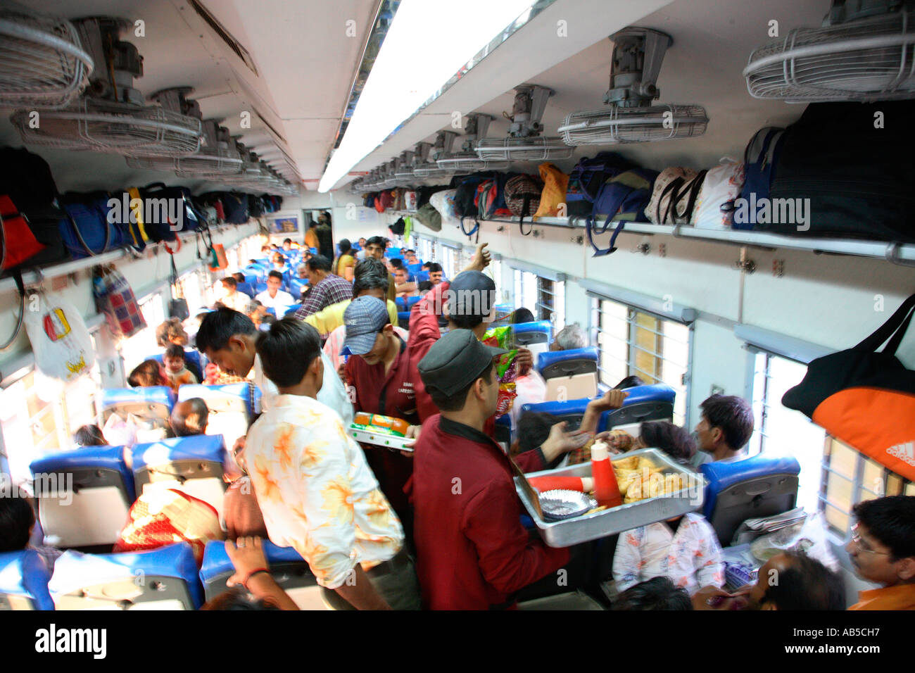 India rail travel 2nd class hi-res stock photography and images - Alamy