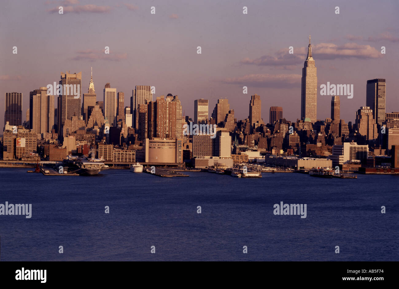 New York City skyline Stock Photo - Alamy