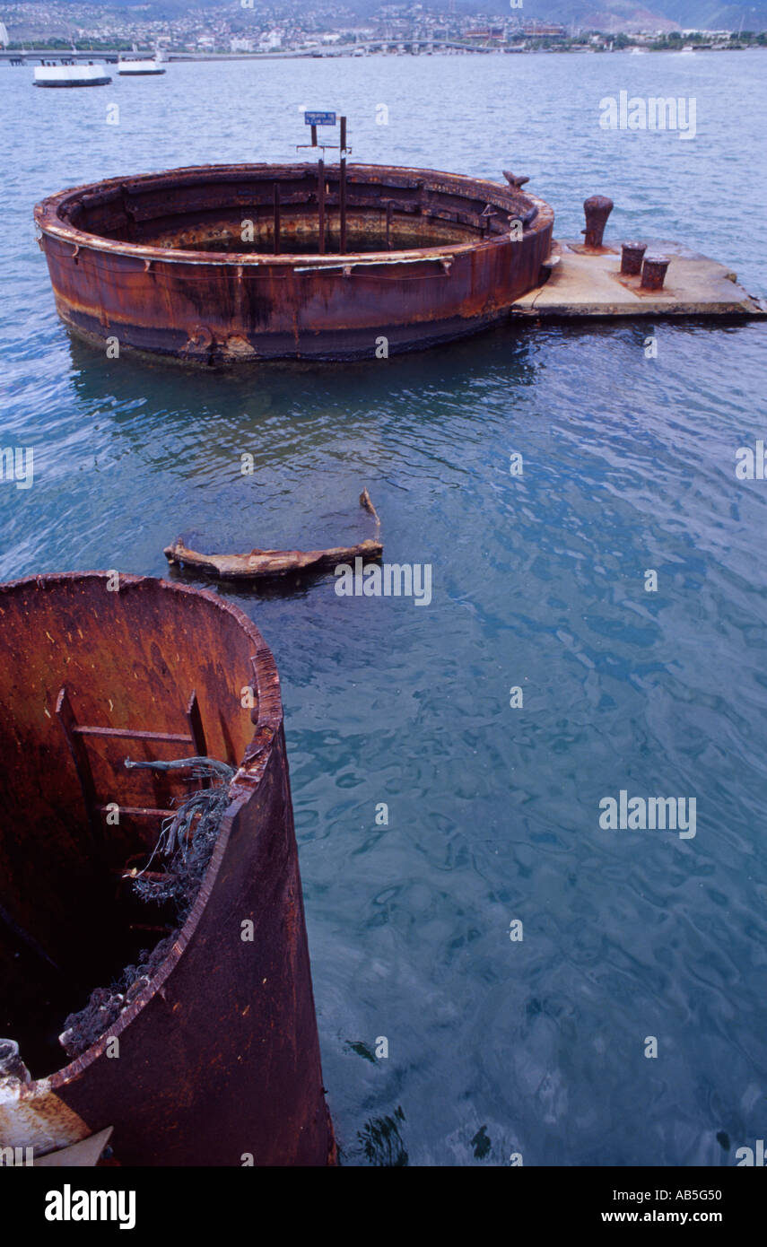 USS Arizona gun turrets and seeping oil USS Arizona Memorial National ...