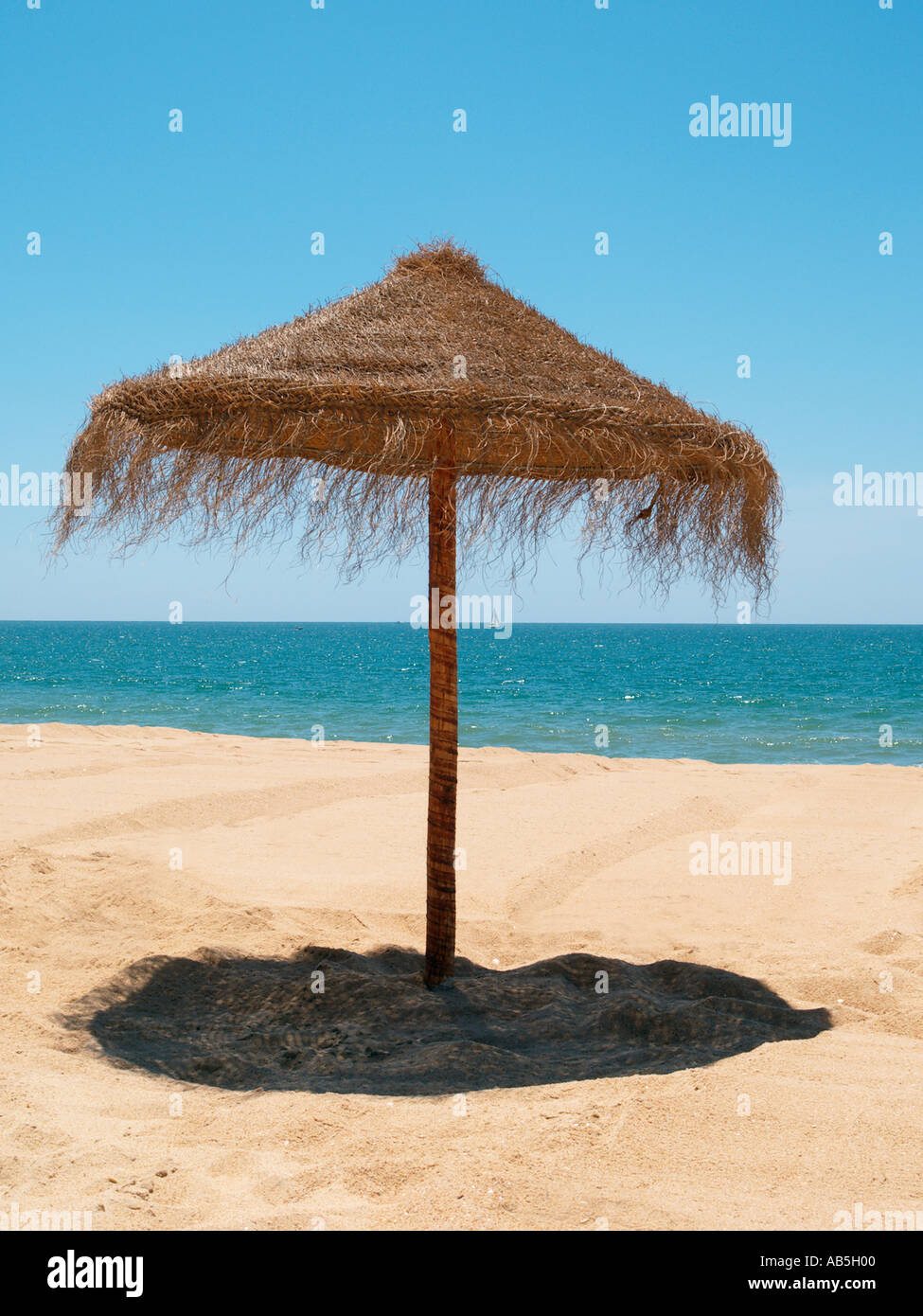 Midday shadow hi-res stock photography and images - Alamy
