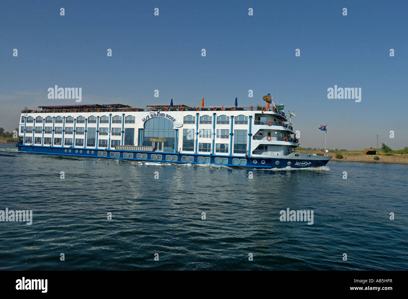 A Luxury Nile Cruise Boat on the River Nile Egypt Stock Photo - Alamy