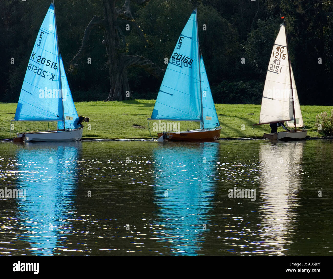 Trio of boats hi-res stock photography and images - Alamy