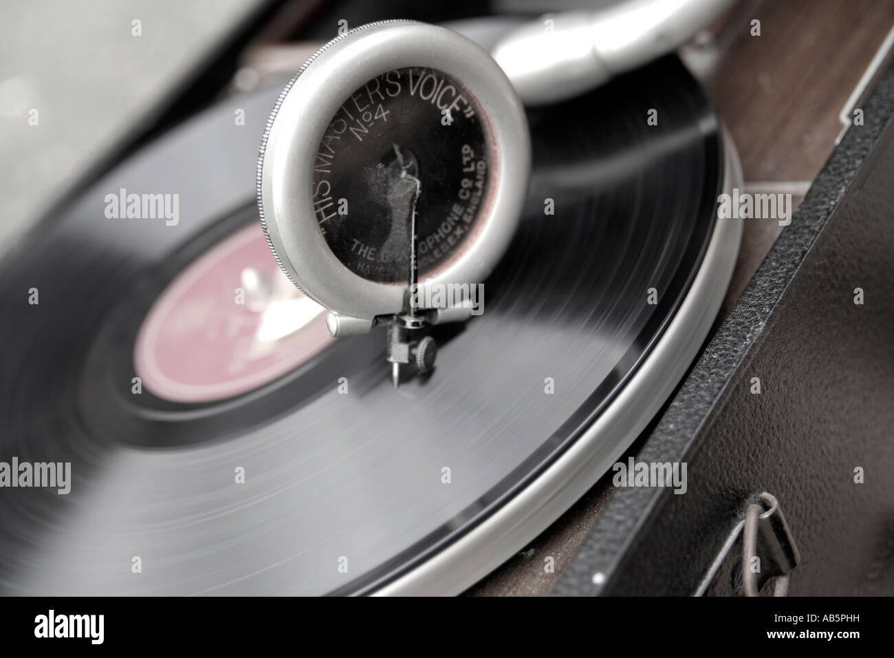 Old 78 rpm record on a wind up gramophone Stock Photo - Alamy