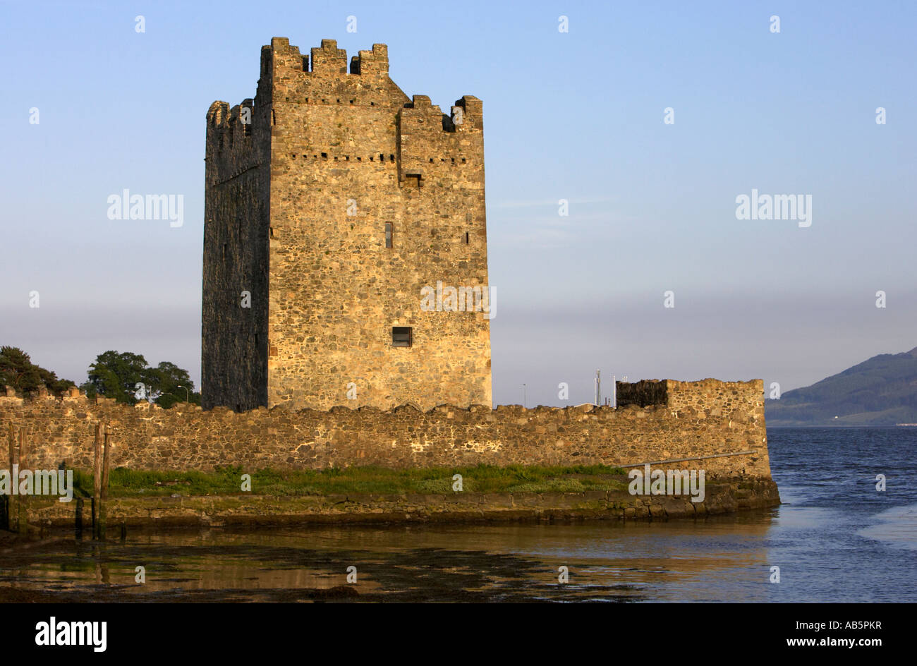 Narrow water castle ireland hi-res stock photography and images - Alamy