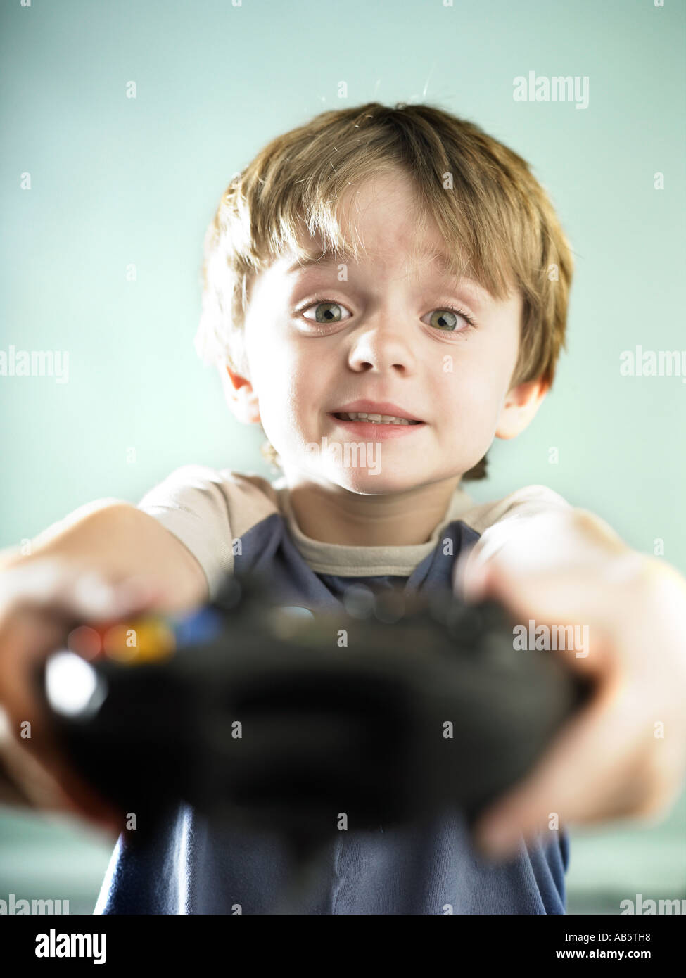 Boy playing on xbox hi-res stock photography and images - Alamy