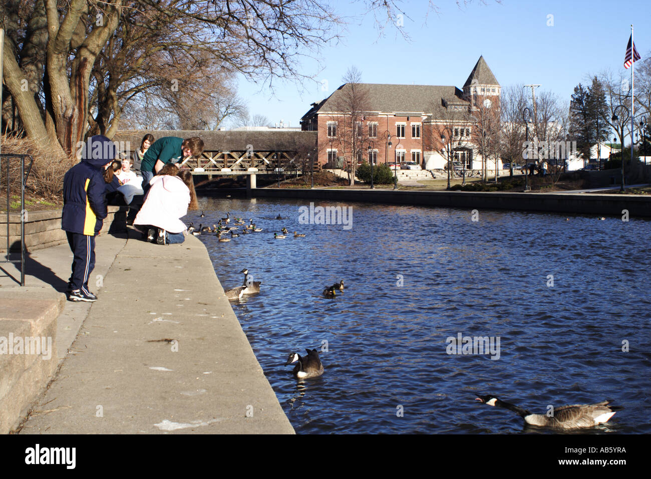 Riverwalk duck hi-res stock photography and images - Alamy
