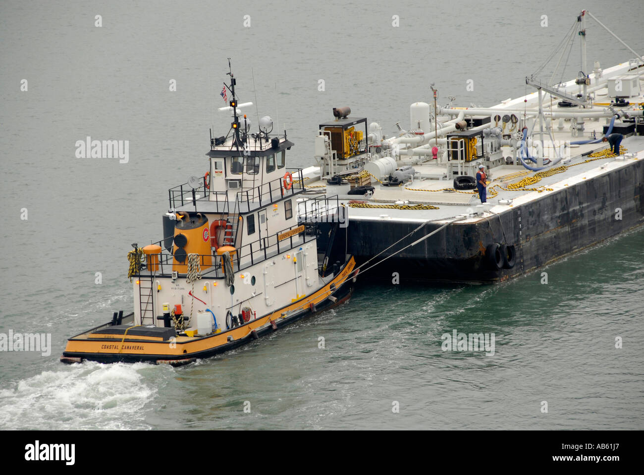 Great lakes tug boat hi-res stock photography and images - Alamy
