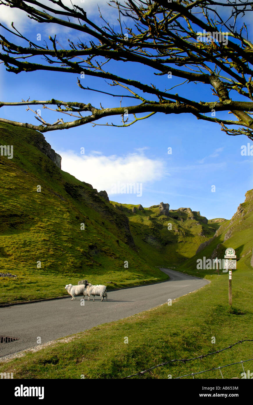 Winnats Pass near Castleton in the Peak District National Park ...