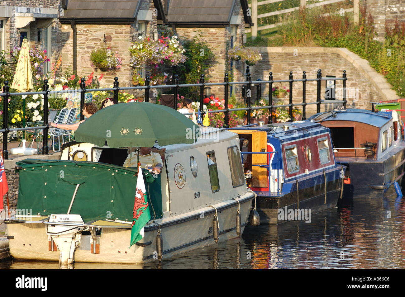 Aberhonddu canal hi-res stock photography and images - Alamy