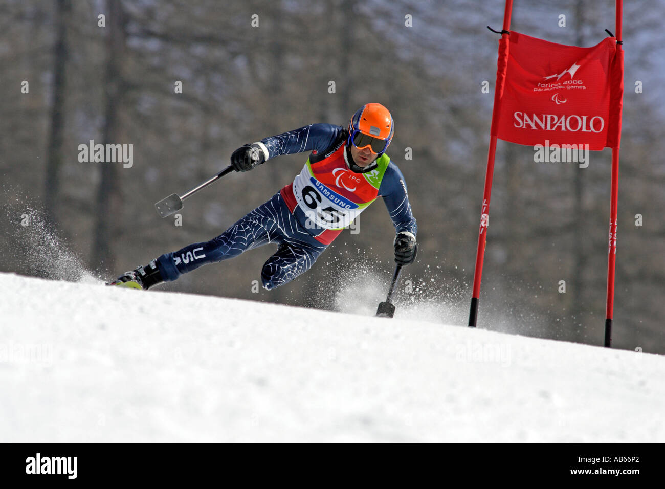 Christopher Canfield LW2 of the USA on his second run of the Mens ...