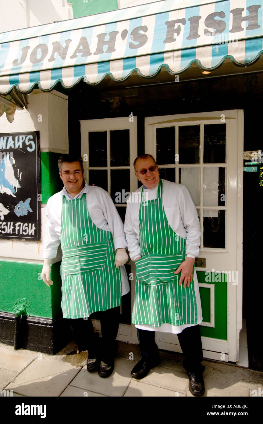 Fish shop owners hi-res stock photography and images - Alamy