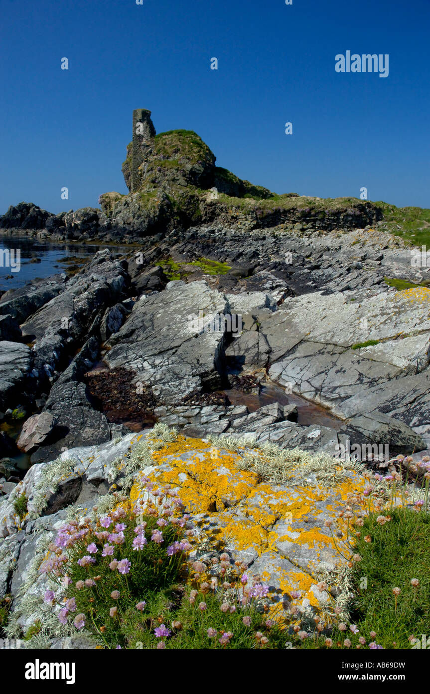 Dunyvaig castle ruin hi-res stock photography and images - Alamy