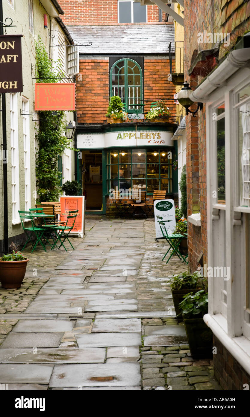 Shopping Alley Marlborough Stock Photo - Alamy