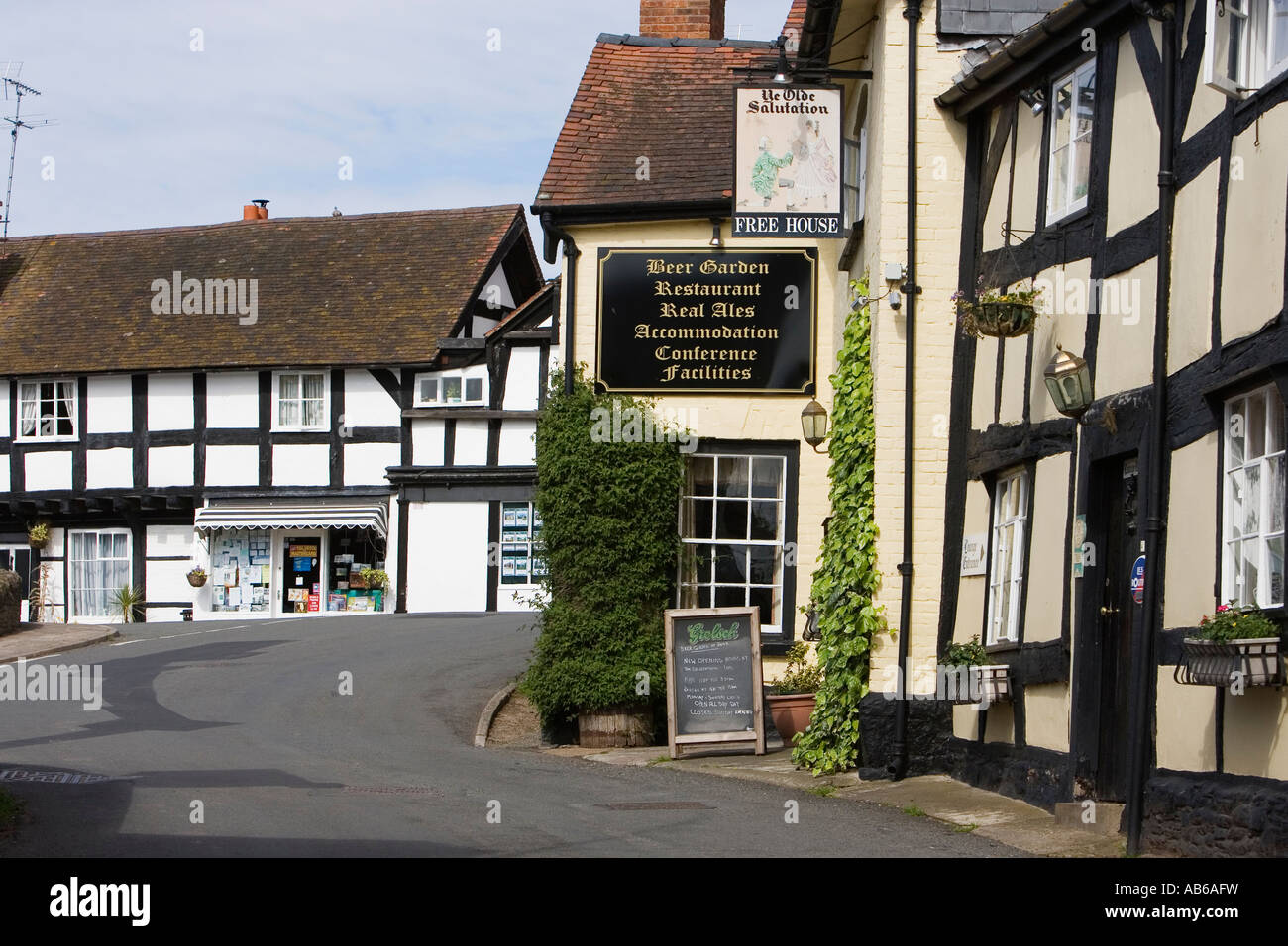 Weobley building house hi-res stock photography and images - Alamy