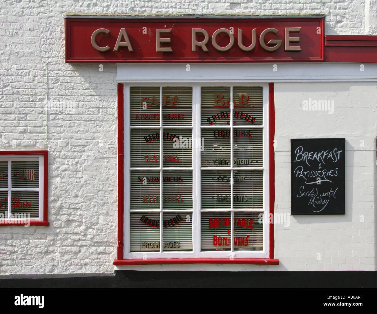 missing letter in cafe rouge sign Stock Photo - Alamy