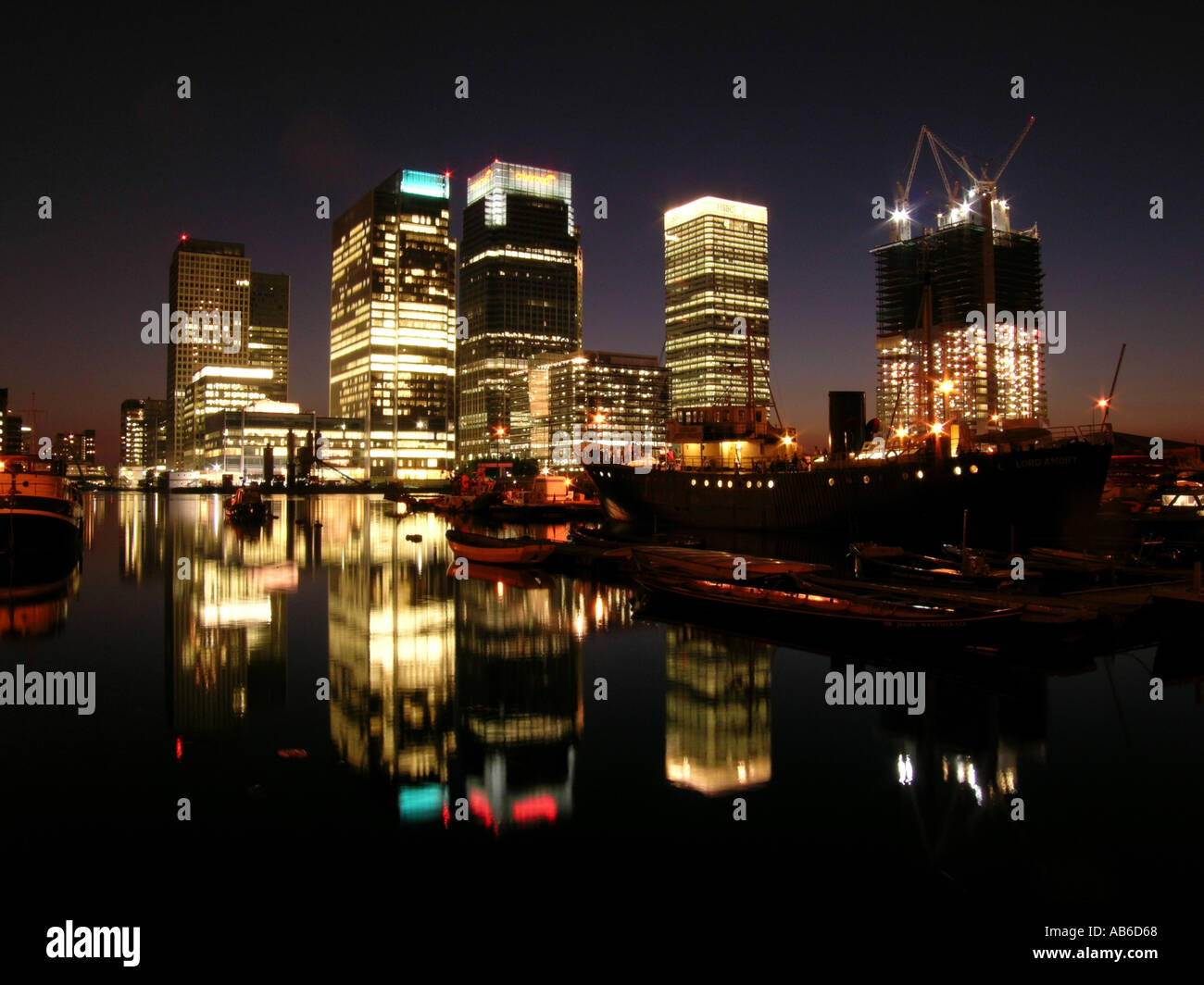 Canary Wharf offices at night Docklands London England Britain United ... Canary Wharf offices at night Docklands London England Britain United ...