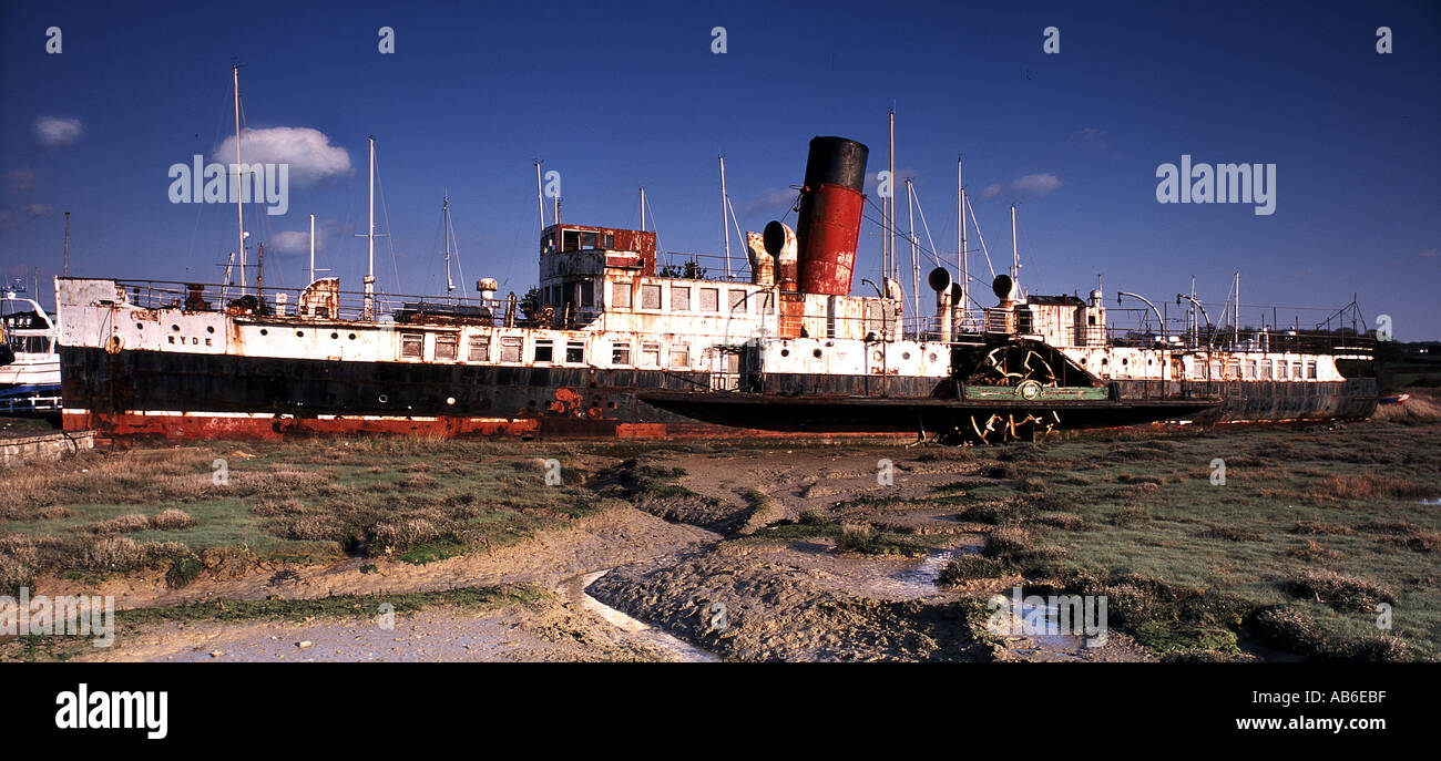 Ryde paddle steamer hi-res stock photography and images - Alamy