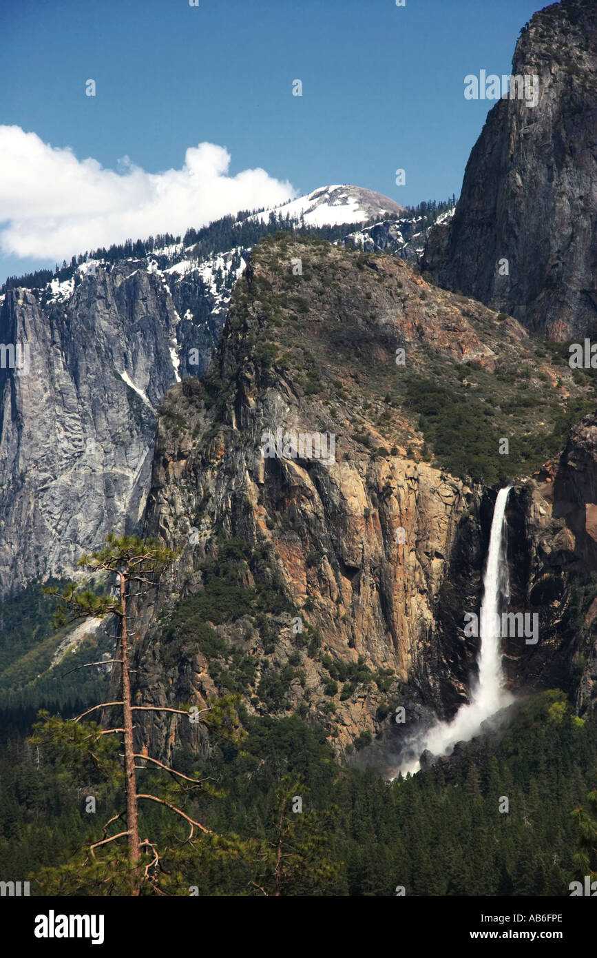 California yosemite national park skyline hi-res stock photography and ...