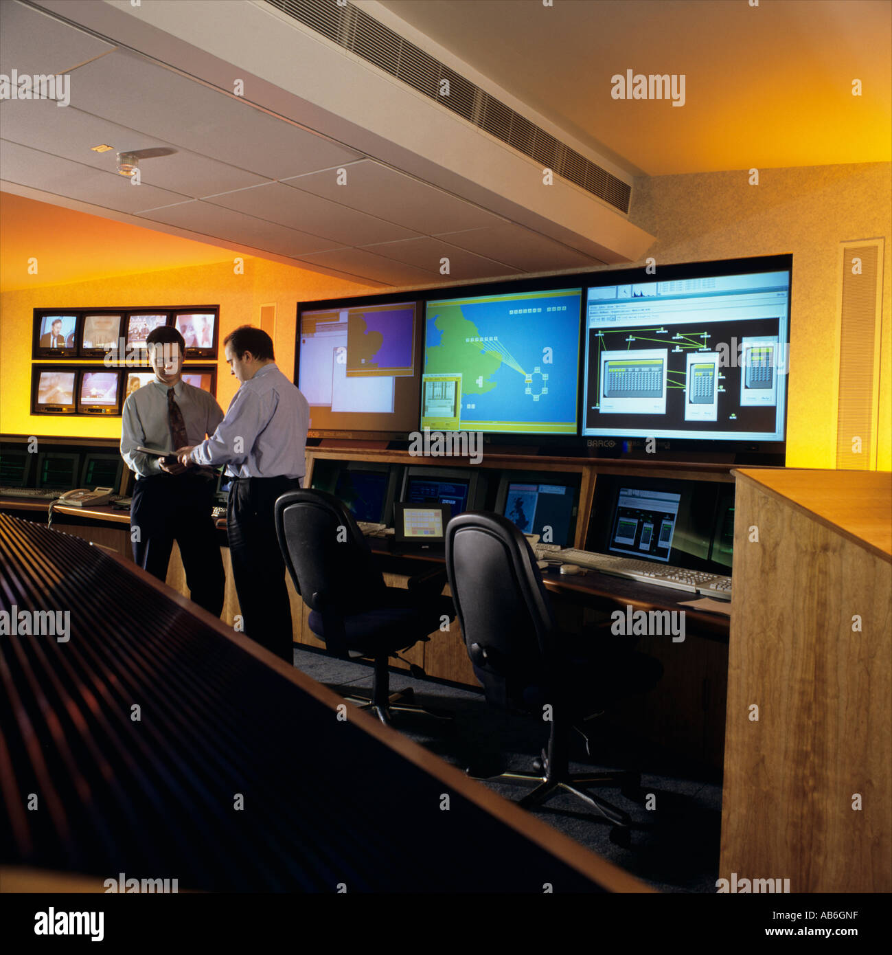 Telecoms routing hi-res stock photography and images - Alamy