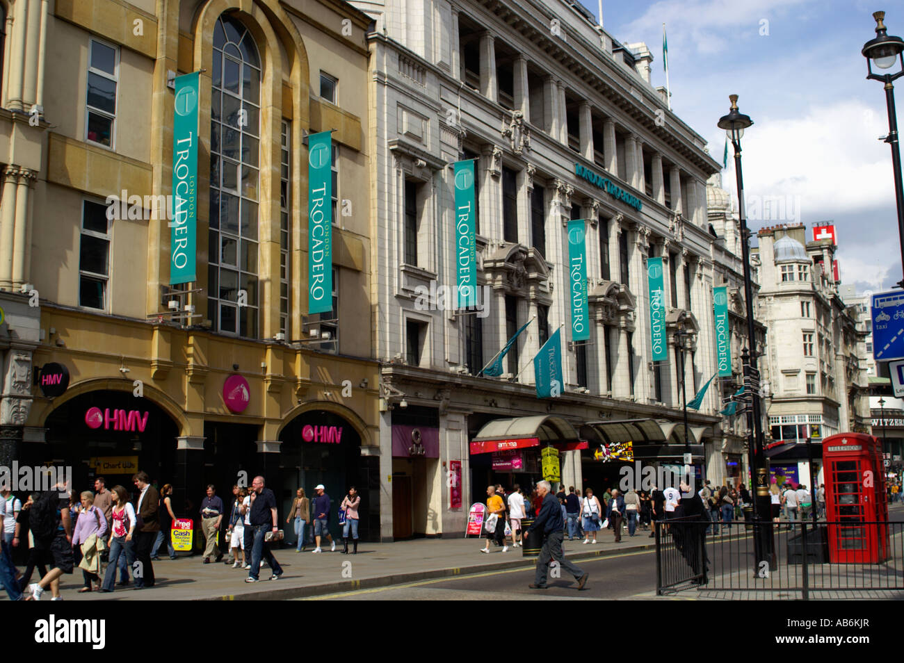 Trocadero london hi-res stock photography and images - Alamy