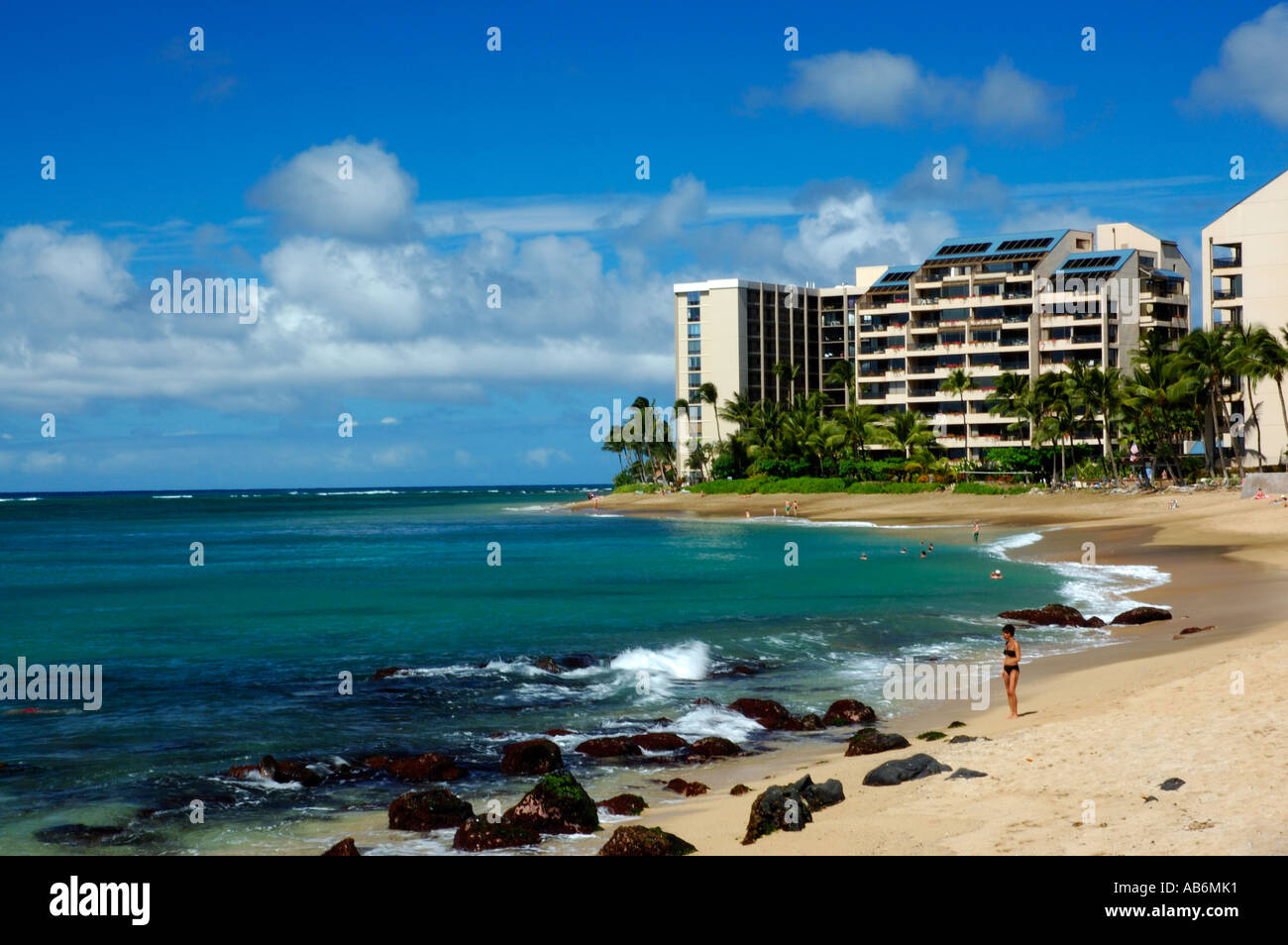 Kahana bay hi-res stock photography and images - Alamy