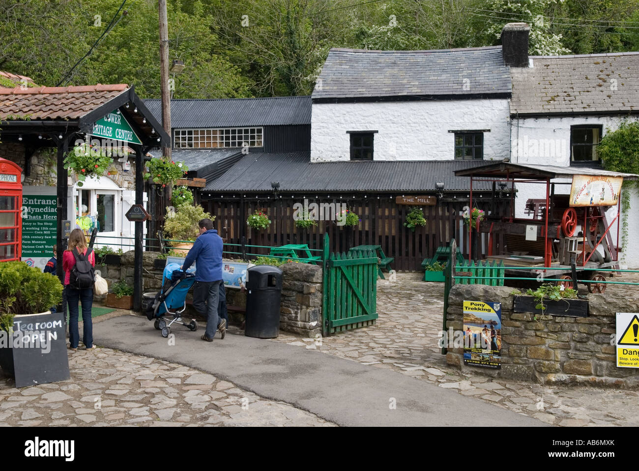 Gower restaurant hi-res stock photography and images - Alamy