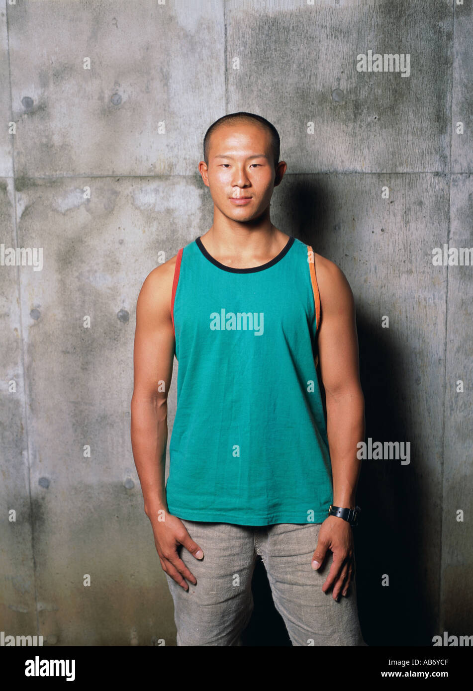 Skinhead muscular hi-res stock photography and images - Alamy