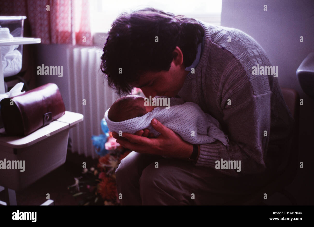Father and his new born son Stock Photo - Alamy
