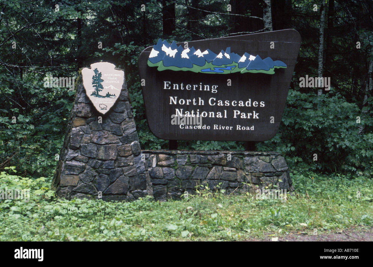 North Cascades National Park Sign High Resolution Stock Photography and ...