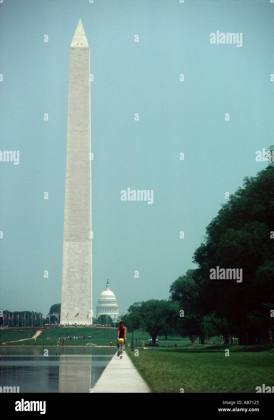 WASHINGTON MONUMENT AND CAPITOL BUILDING WASHINGTON DC Stock Photo - Alamy