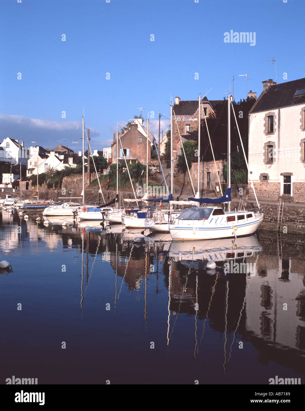 Port of bono hi-res stock photography and images - Alamy