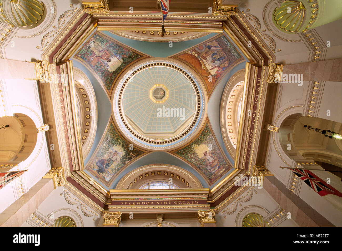 Gilded interior ceilings hi-res stock photography and images - Alamy