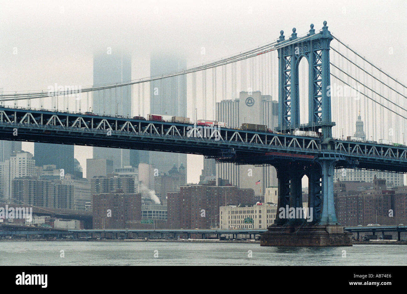 New York USA 1993 The Manhattan bridge spanning the East River with ...
