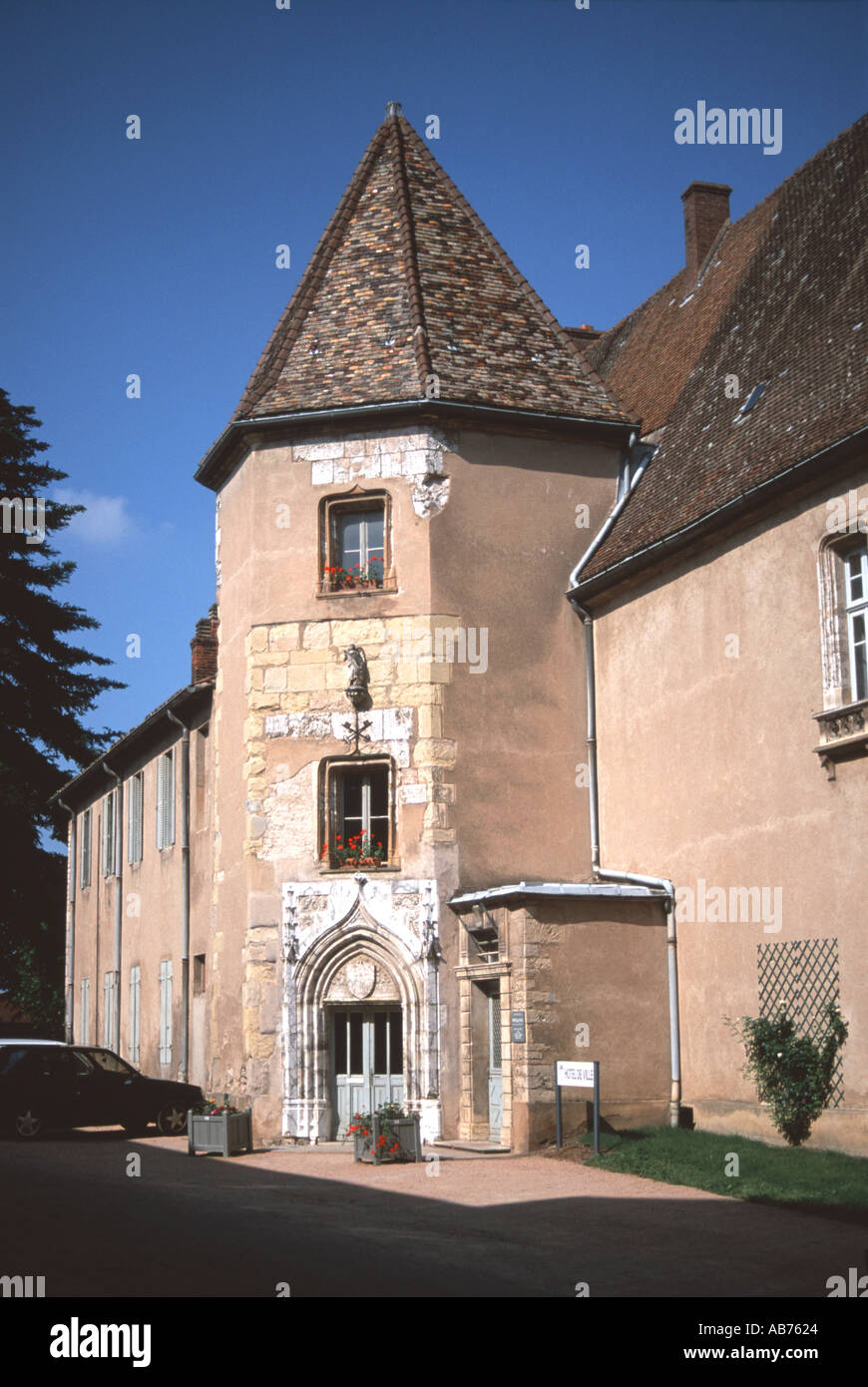 The Hôtel de Ville at Cluny Stock Photo - Alamy