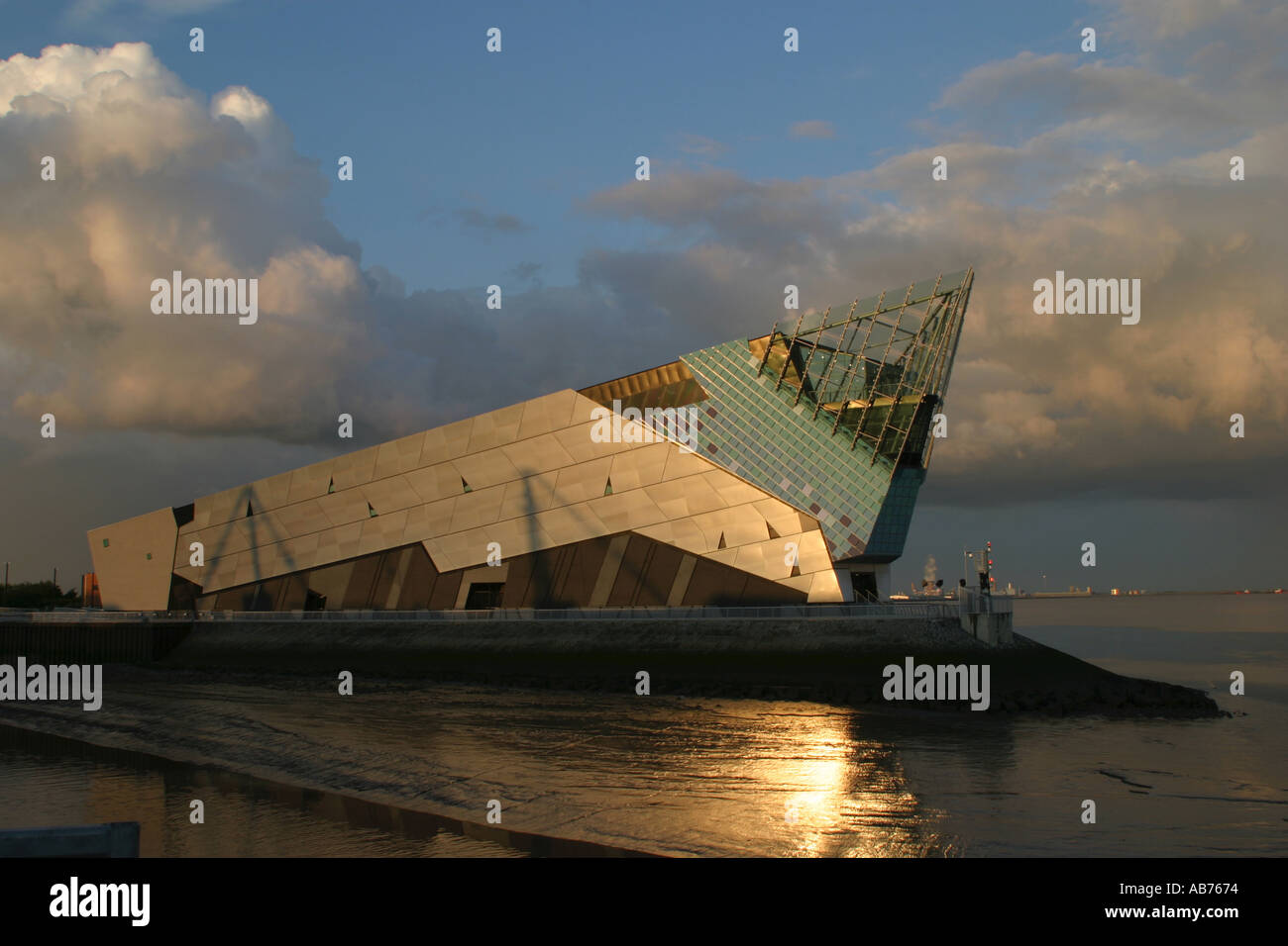The Deep Aquarium in Hull, England Stock Photo - Alamy