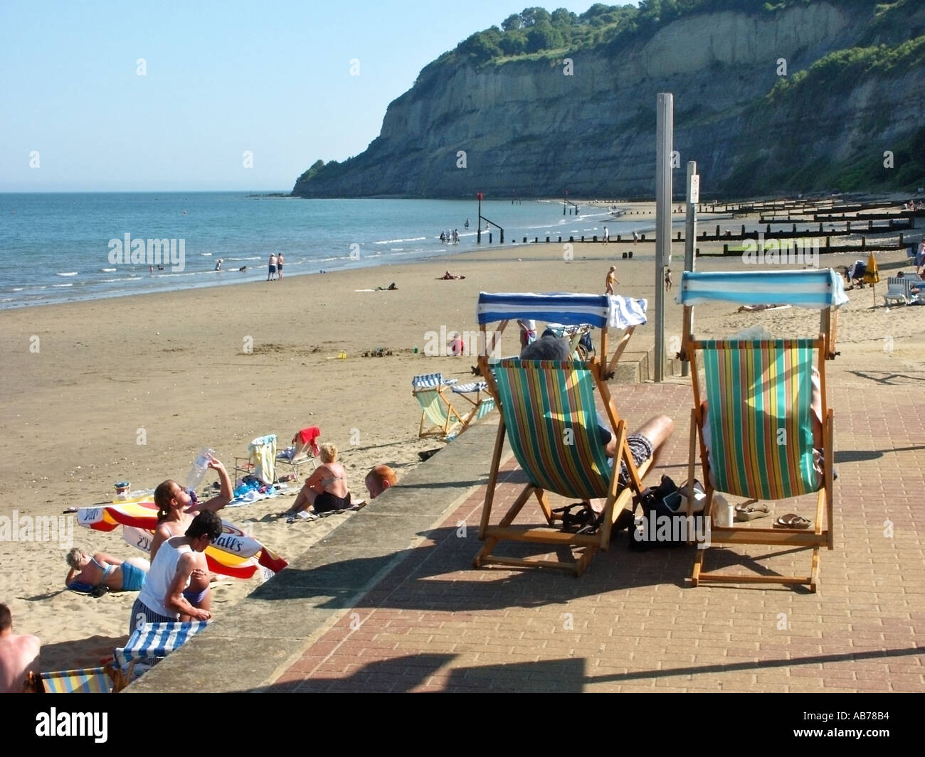 Shanklin beach seafront isle wight hi-res stock photography and images ...
