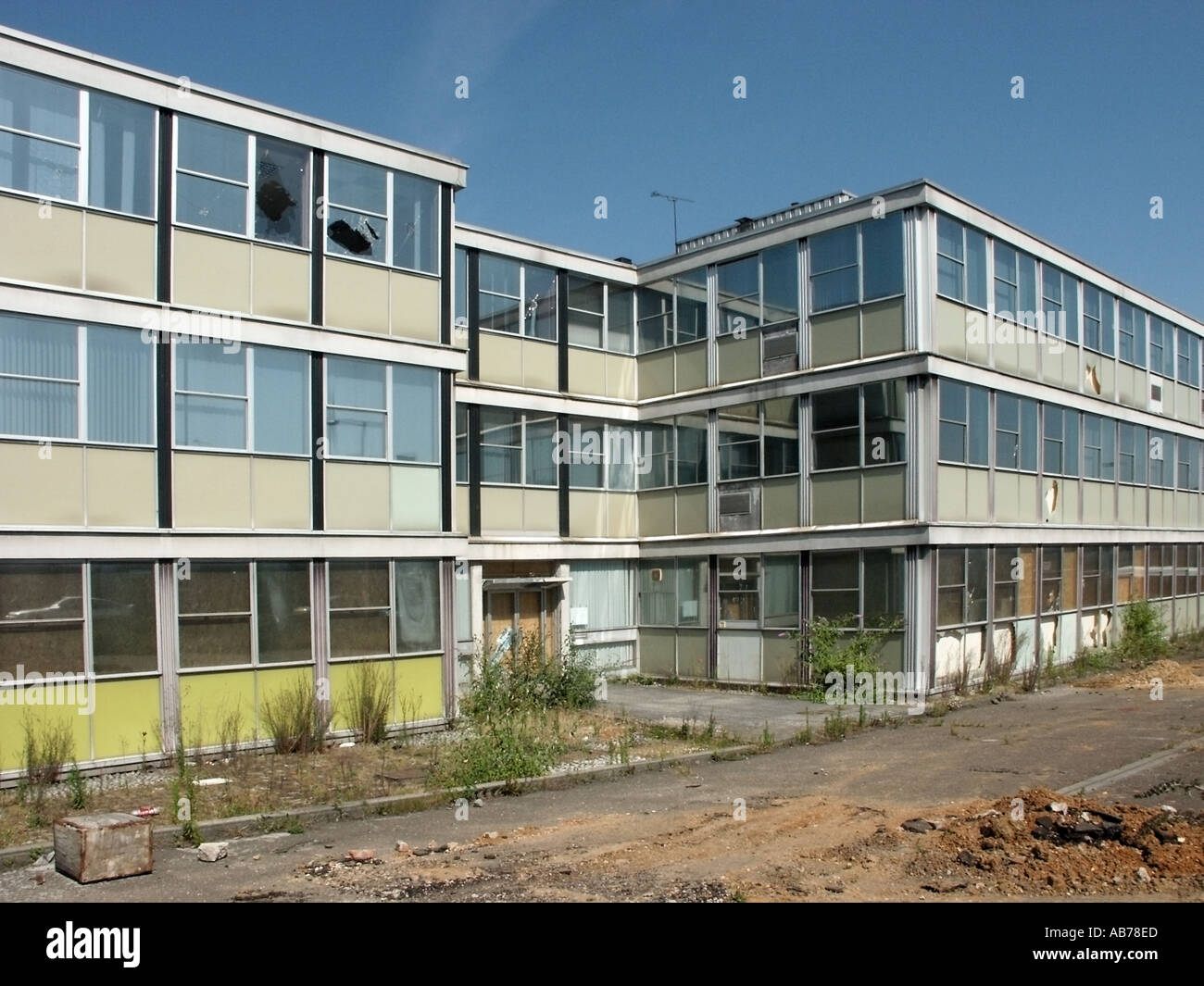 Demolition curtain hi-res stock photography and images - Alamy