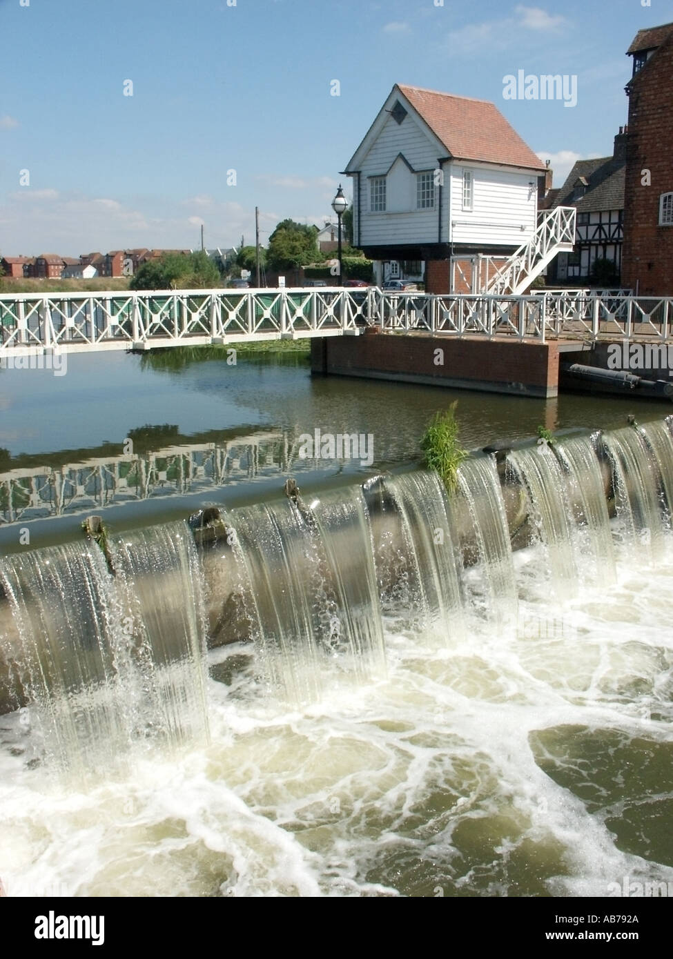 Tewkesbury Gloucestershire The Abbey Mill Fish Belly sluice and weir on ...