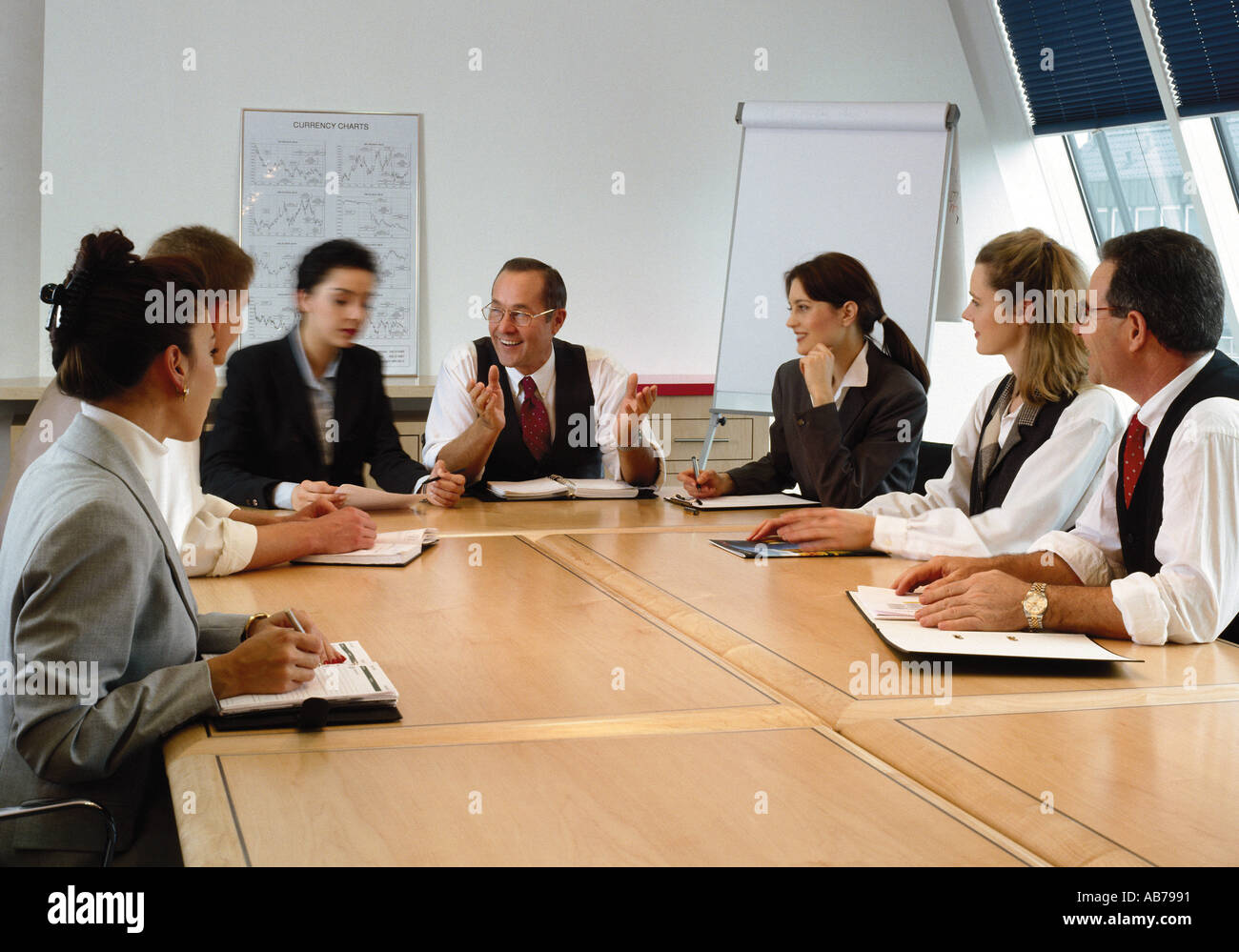 Large meeting hi-res stock photography and images - Alamy