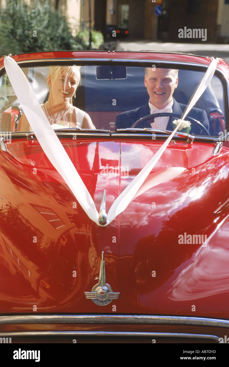 Couple in the car hi-res stock photography and images - Alamy