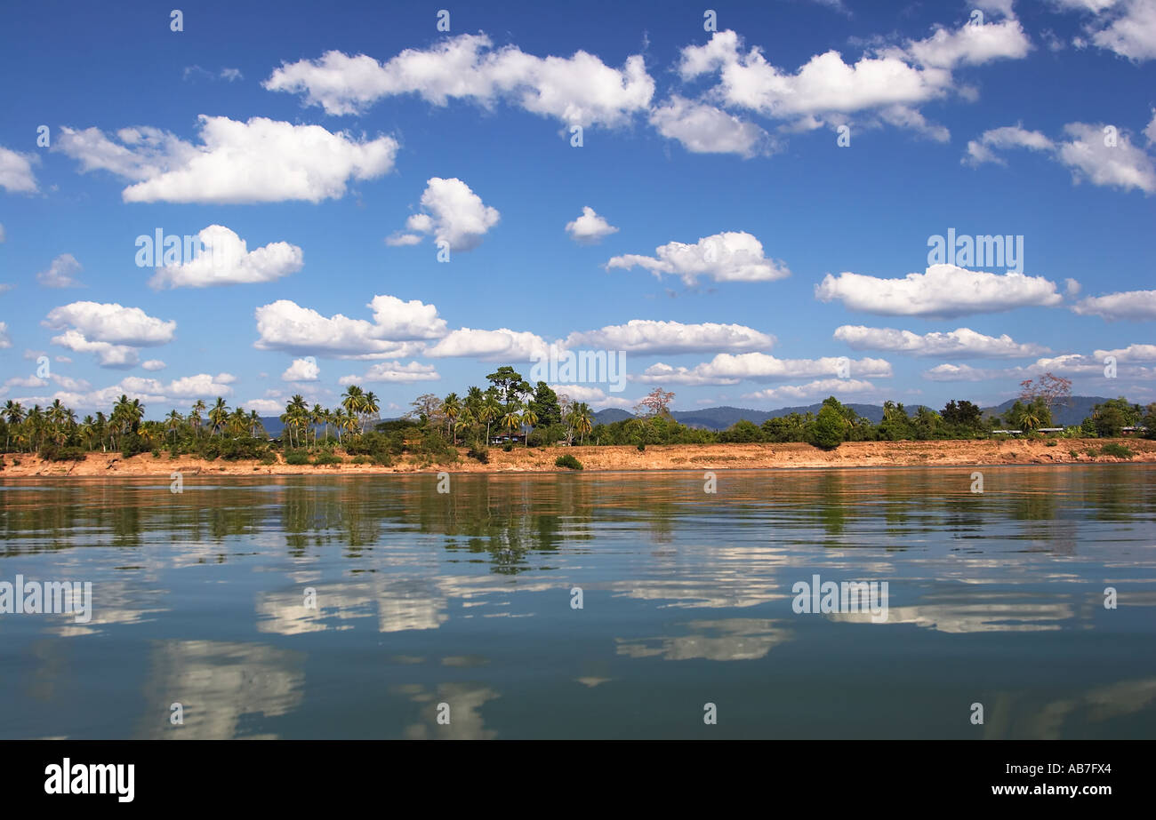 Wide river mekong south hi-res stock photography and images - Alamy