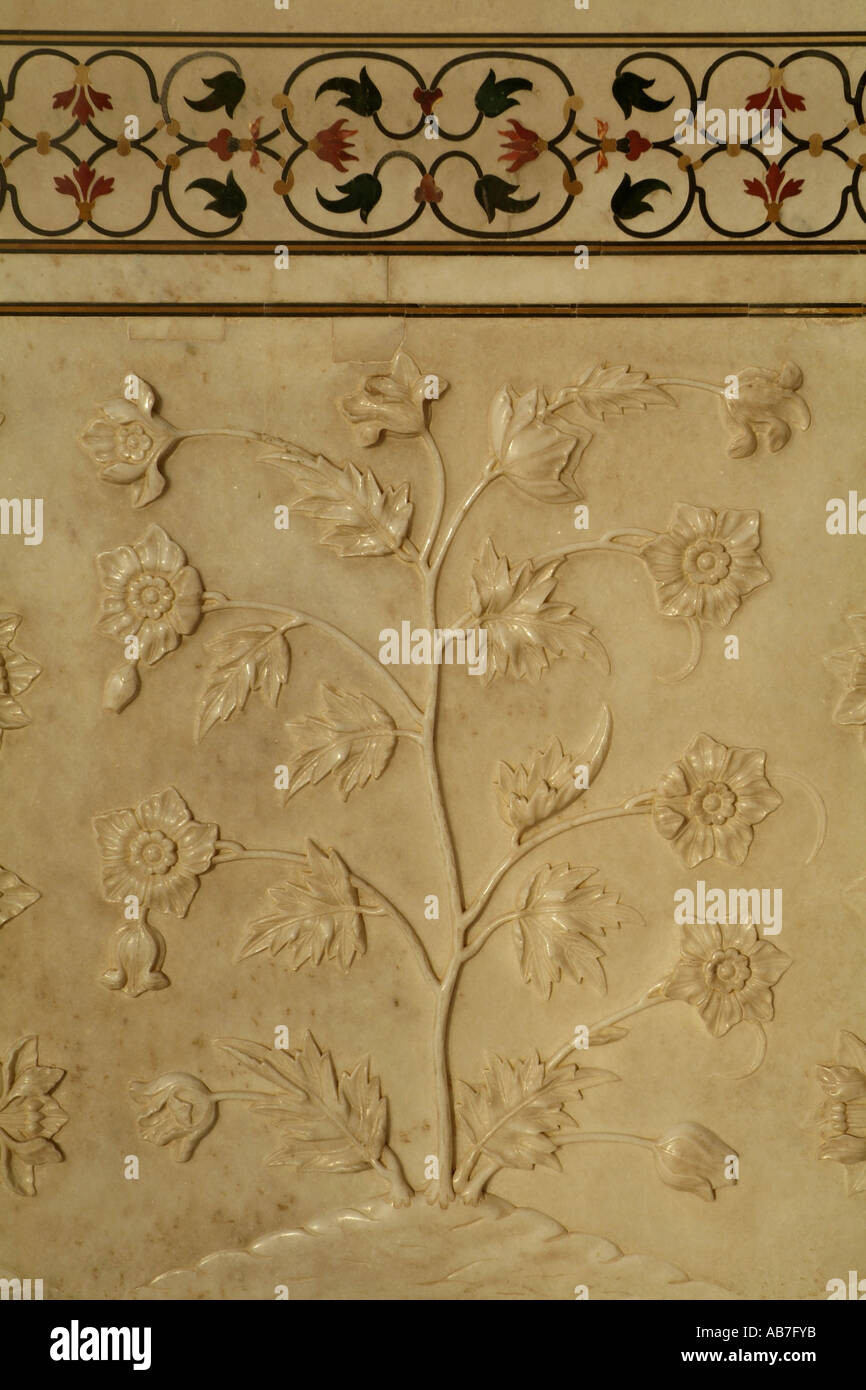 Detail of marble carvings on the Taj Mahal in Agra India Stock Photo ...
