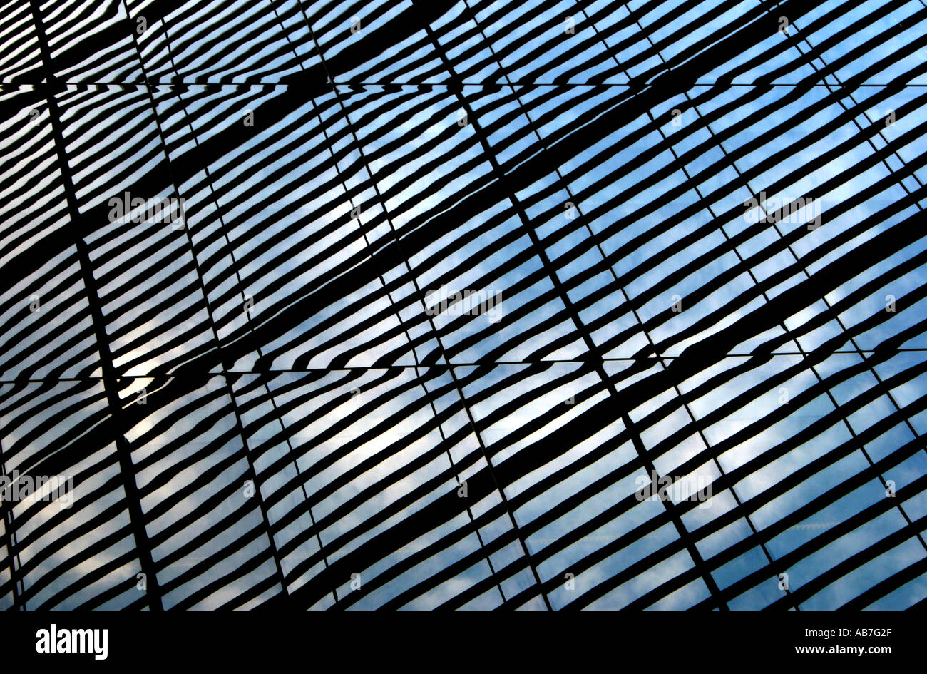 The angles and lines of a Modern Building near London Bridge Station ...