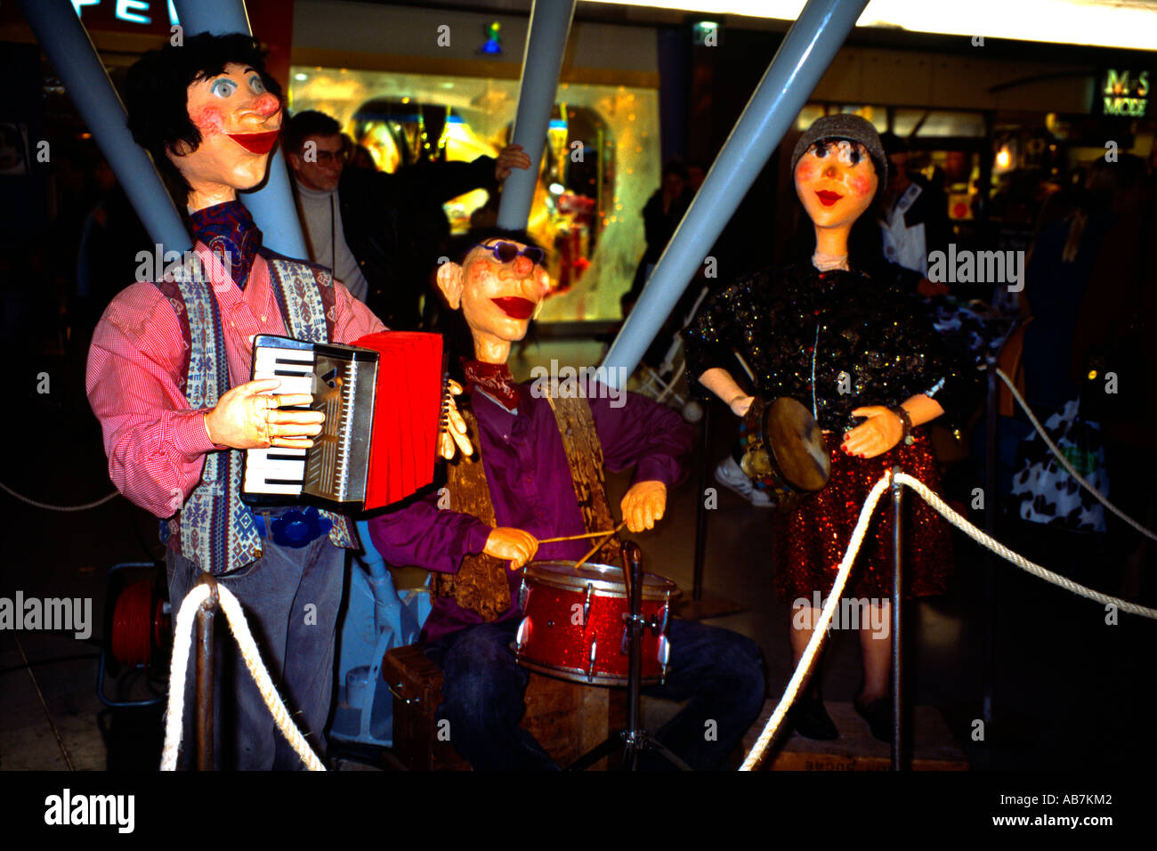 Marionettes hi-res stock photography and images - Alamy