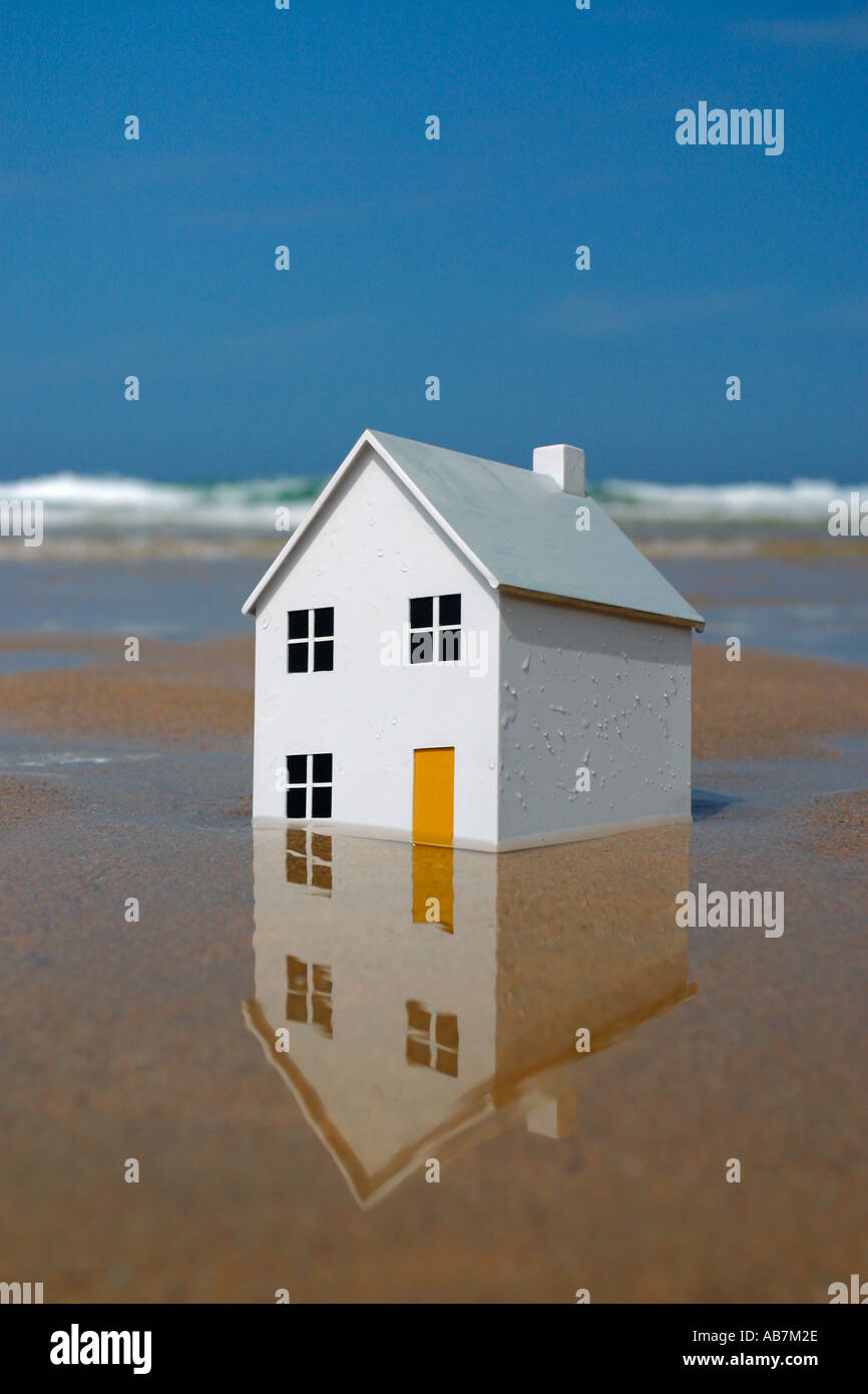 Sinking house water model hi-res stock photography and images - Alamy Sinking house water model hi-res stock photography and images - Alamy