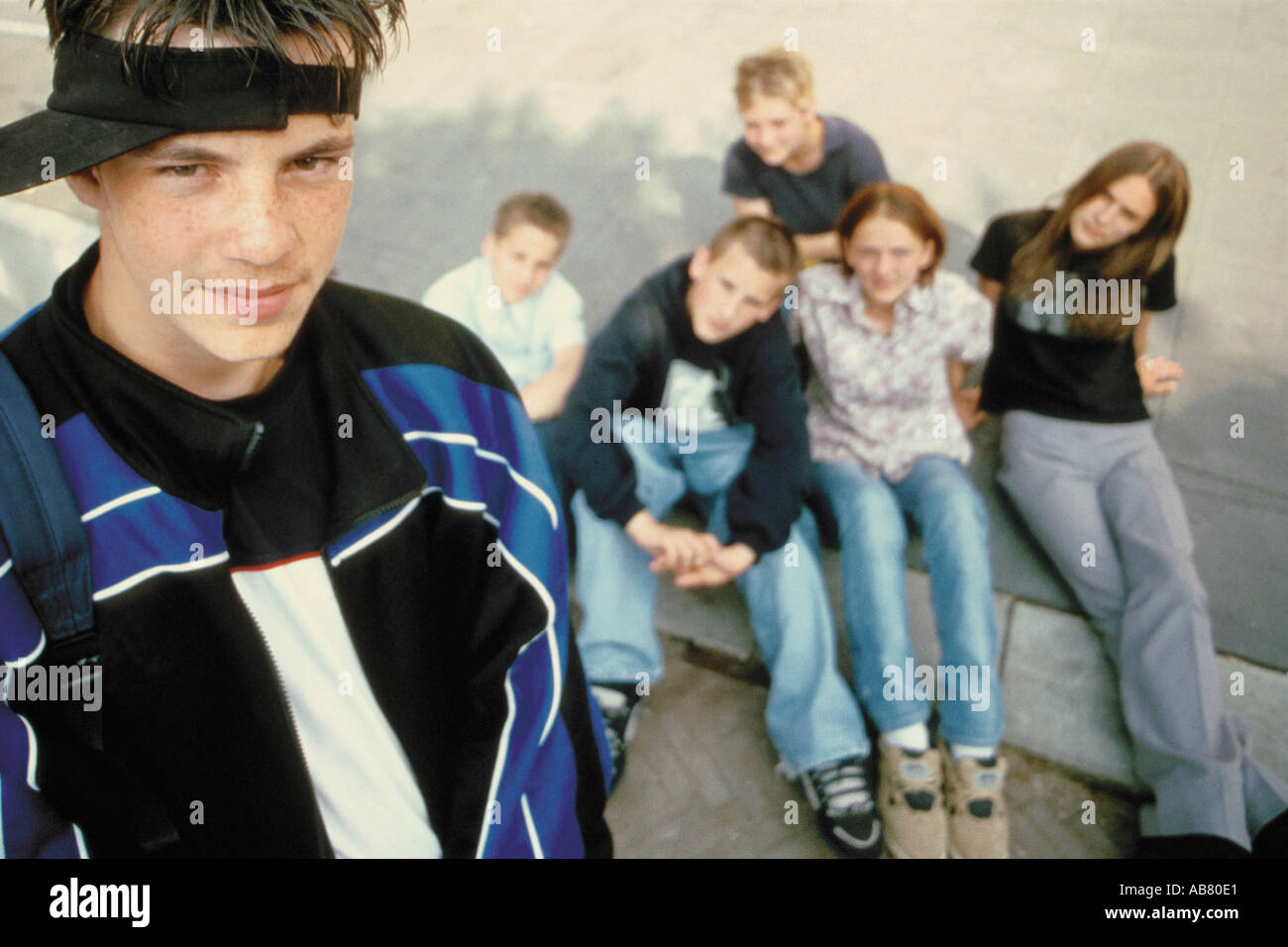 Teenage gang hi-res stock photography and images - Alamy