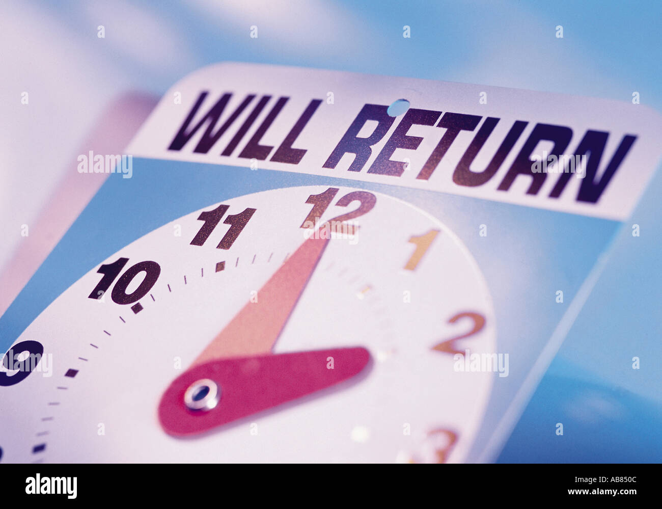 Will return sign Stock Photo - Alamy