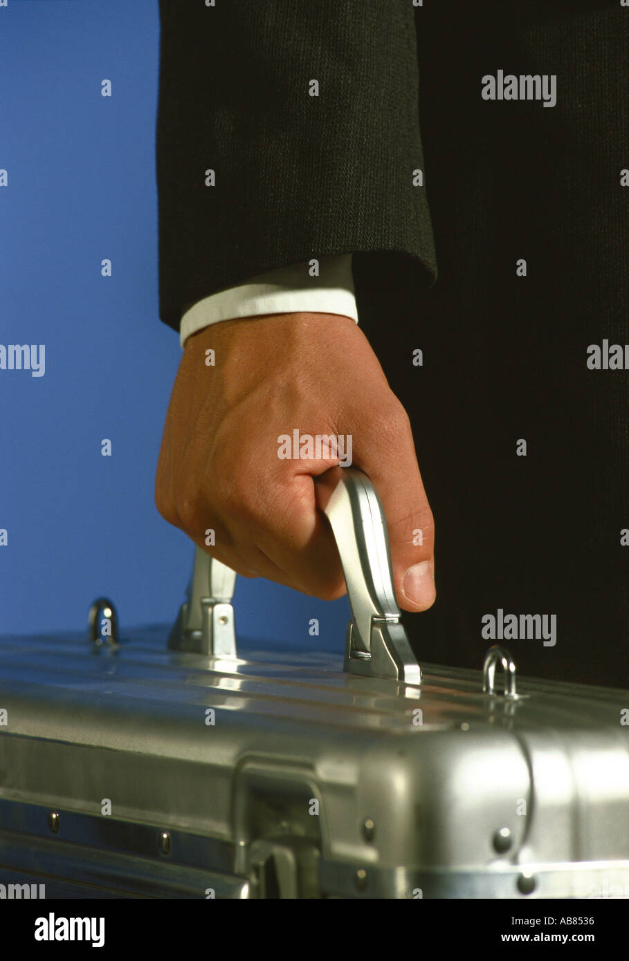 Man carrying a briefcase hi-res stock photography and images - Alamy